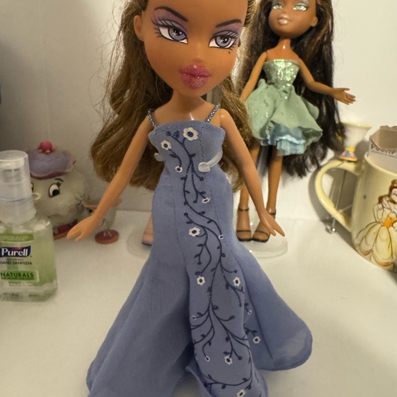 Bratz | Toys | Bratz Yasmin Prom | Poshmark